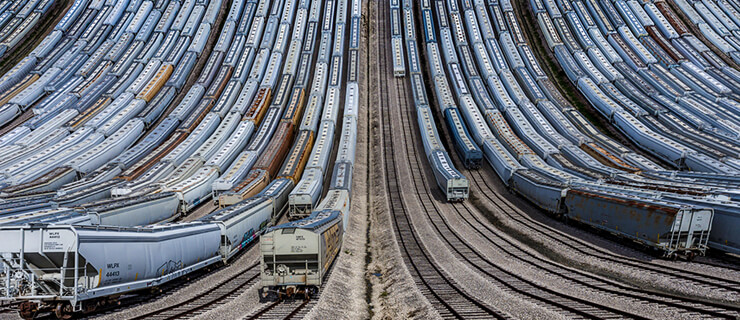 Flatland: Visual Confusion Images by Aydın Büyüktaş - Design Swan